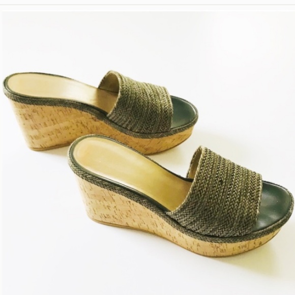 Stuart Weitzman | Shoes | Stuart Weitzman Clipday Woven Platform Slides ...